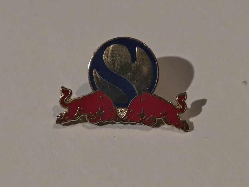 Pin RedBull-Sauber (Neu (gemäss Beschreibung)) in Oberbuchsiten für CHF ...