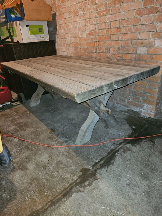 Massiver Holztisch / Gartentisch | Kaufen auf Ricardo