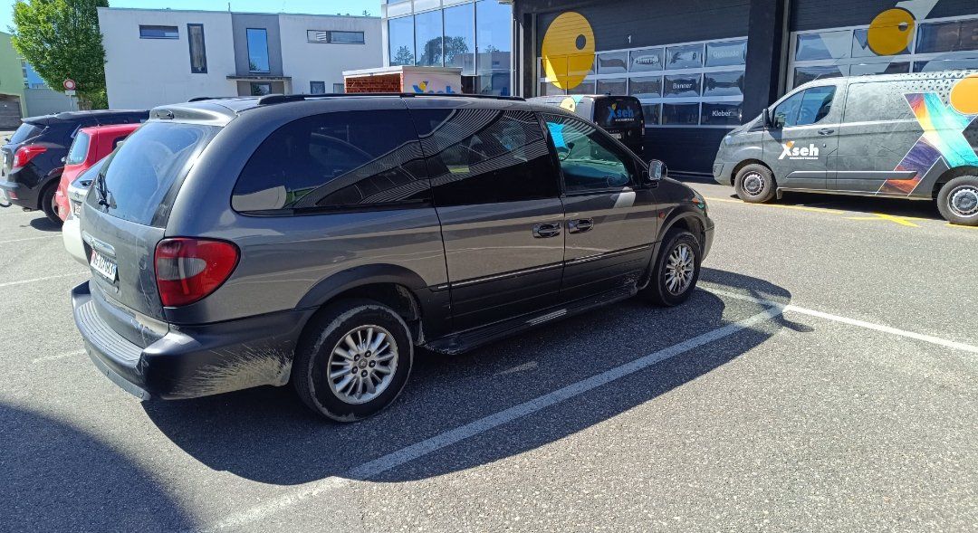 Stilvolle Auto Mit 7 Sitzen Gebraucht Kaufen Bilder