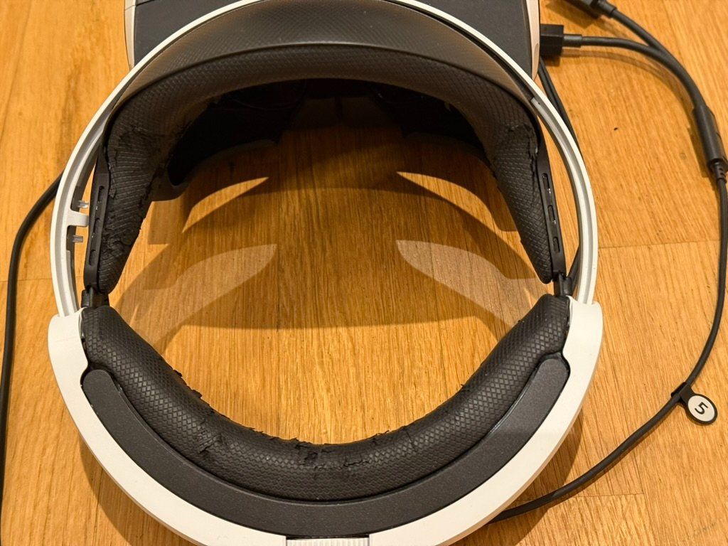 Sony PlayStation VR1 + PS4 Kamera + VR Aim Controller (Gebraucht) in ...