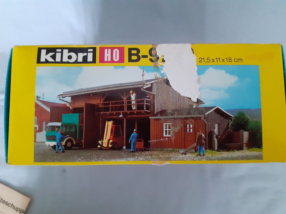 Kibri 9790 Bausatz Geräteschuppen mit Gabelstapler (Neu (gemäss ...