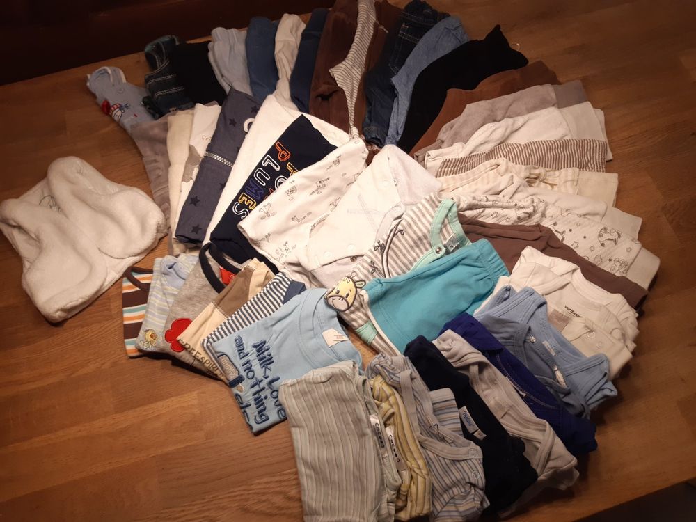 49-teiliges Kleiderpacket Gr. 56/62 | Kaufen auf Ricardo