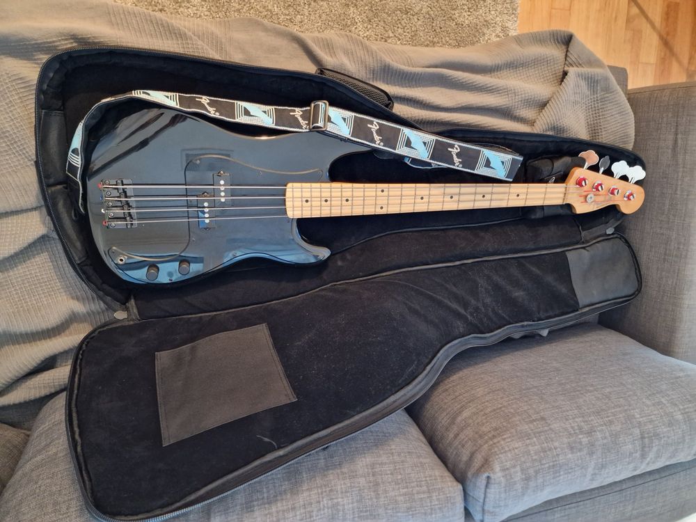 Roger Waters Fender P Bass (Gebraucht) in Dietikon für CHF 599 – nur ...