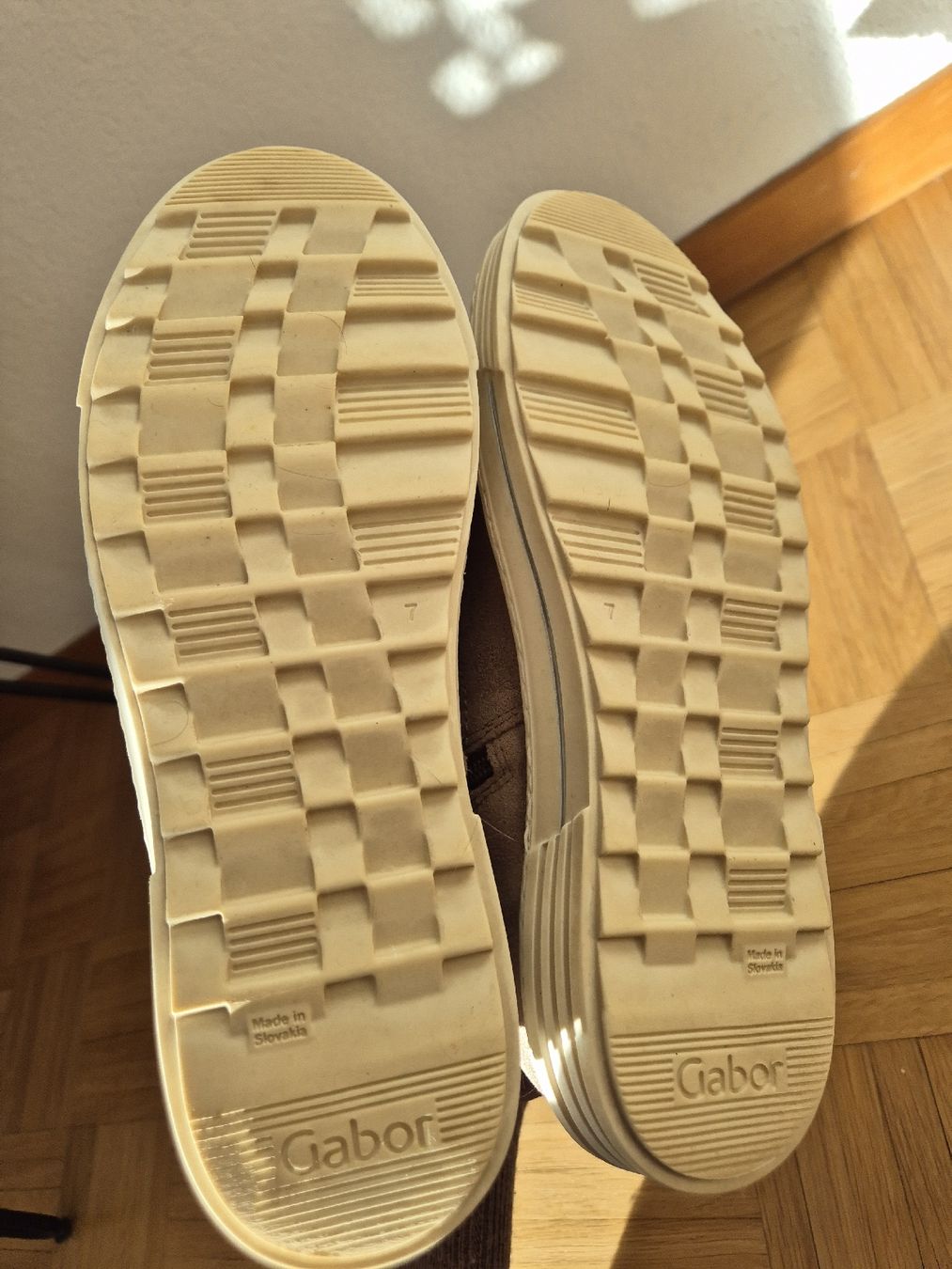 Warme Stiefeletten von Gabor Gr. 7 (40) (Gebraucht) in Studen SZ für ...