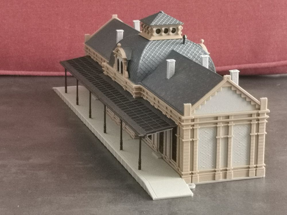 Modellbahnhof Altstadt Vollmer 47506, perfekt neu gebaut (Neu (gemäss ...