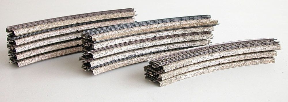 Märklin M-Gleis 25 gebogene Gleise 5200 Spur H0 (Gebraucht) in Oberwil ...