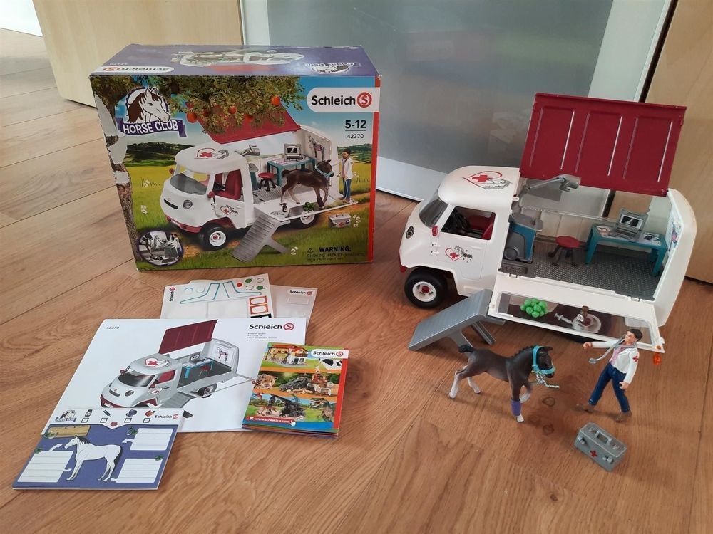 Schleich Pferde 42370 Mobile Tierärztin (Gebraucht) in Ruswil für CHF ...