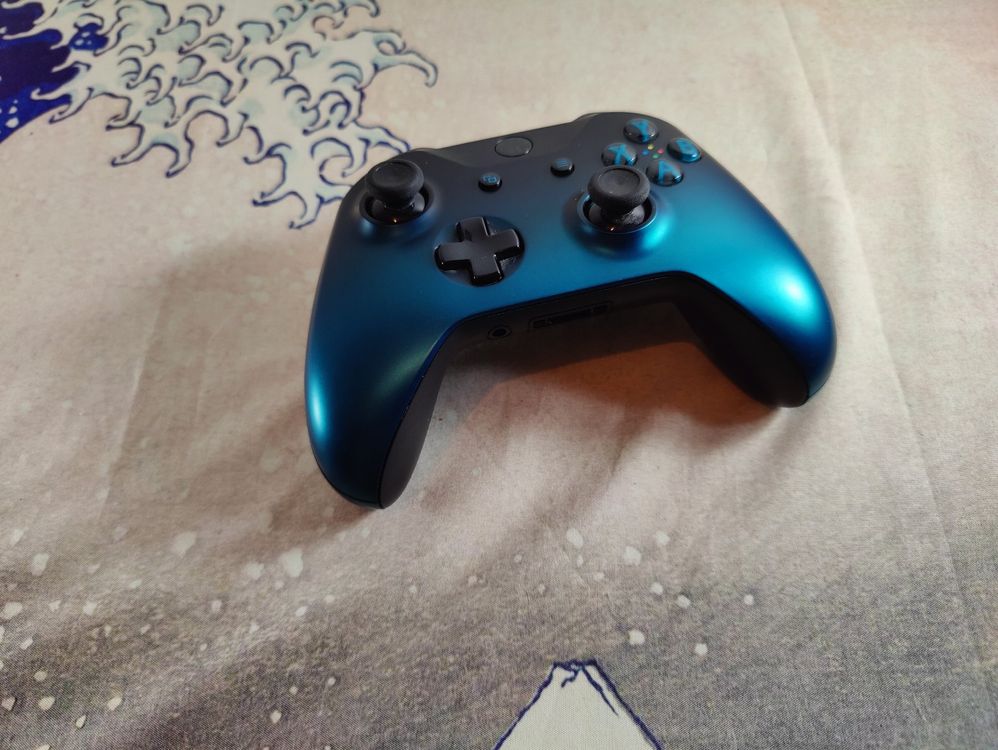 Xbox Controller Ocean Shadow (Defekt) in Schönenberg an der Thur für ...