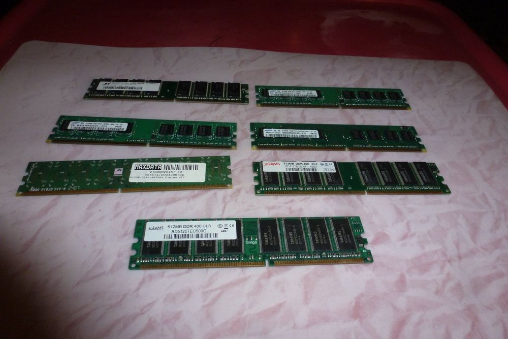 7 alte Desktop Computer RAM *** NR 02 (Gebraucht) in Emmen für CHF 8 ...