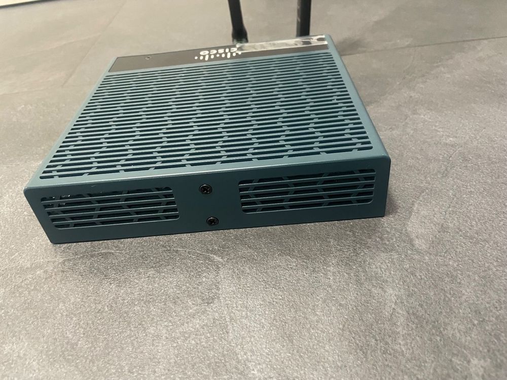 CISCO 819 - 4G Router (Gebraucht) in Lausen für CHF 36 – nur Abholung ...