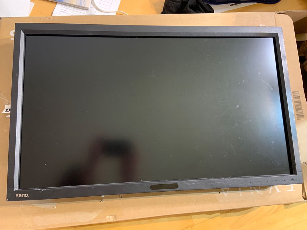 BenQ BL2711U Monitor LCD 4K ohne Halterung (Gebraucht) in Zürich für ...