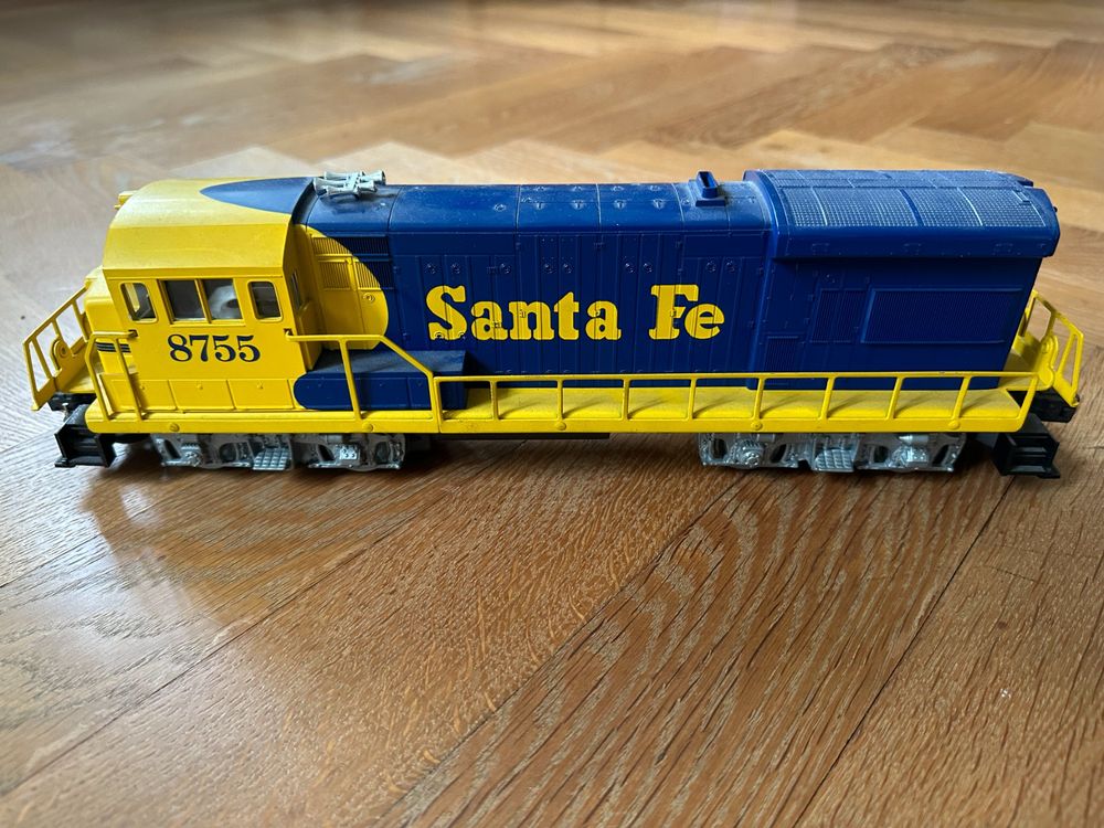 Lionel Santa Fe 8755 Lokomotive (Gebraucht) in Luzern für CHF 100 – mit ...