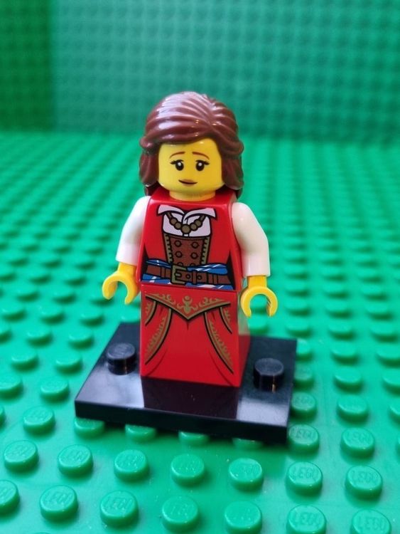 LEGO Minifigure Castle Maiden / Lady / Burgfräulein | Kaufen auf Ricardo