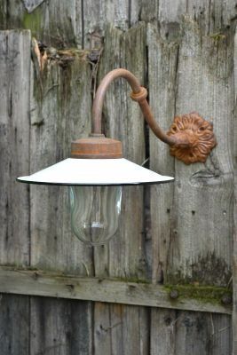 AnNo15 Antike Hoflampe/Gusseisen Stalllampe mit Emaille Schi | Kaufen ...