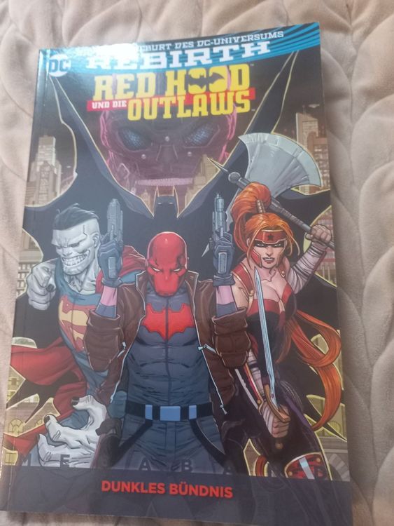 Red Hood und die Outlaws Megaband 1 (Gebraucht) in Aarburg für CHF 10 – mit Lieferung auf ...