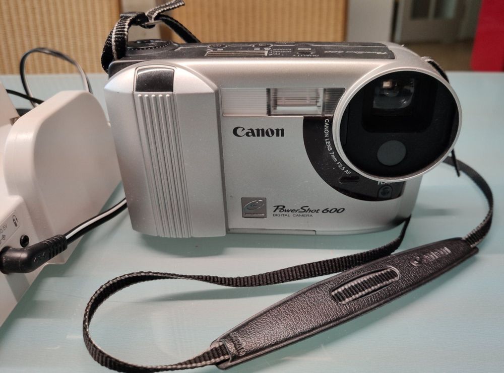 Canon PowerShot 600 - antike Kamera (Gebraucht) in Basel für CHF 1 ...