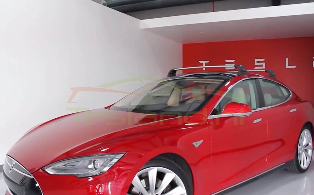 Porte-bagage pour Tesla Model S (D'occasion) à Echallens pour CHF 140 ...
