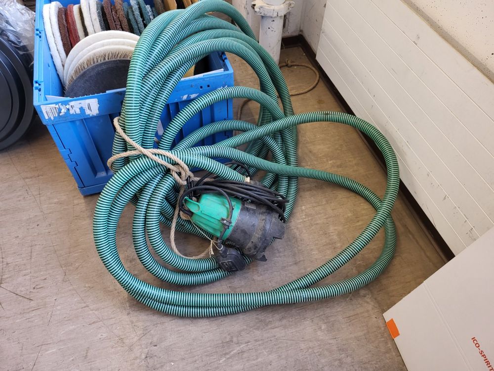 Tauchpumpe Speroni marina TF 400/s mit Schlauch (Gebraucht) in ...