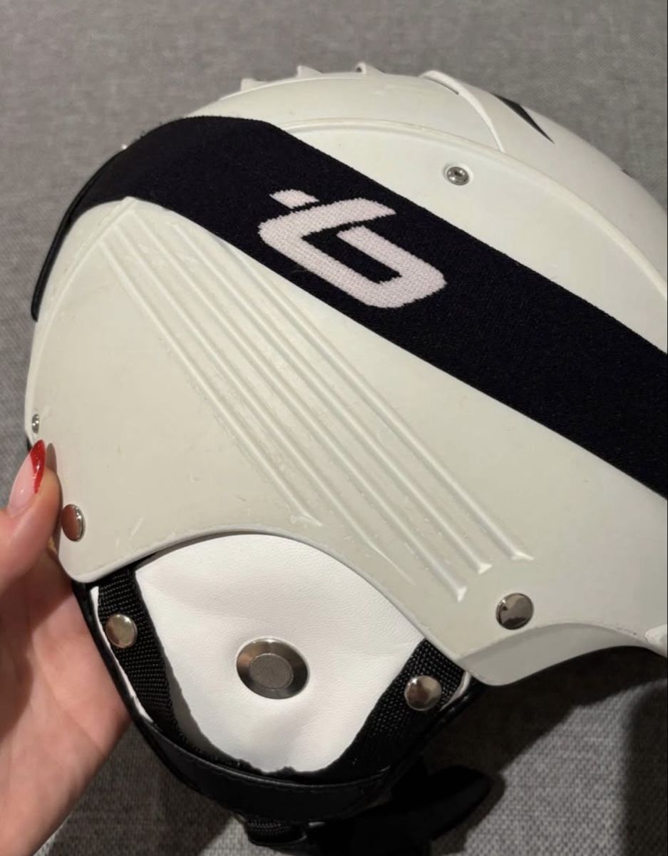 Casque de ski Bogner Flames + masque Bollé, taille S (D'occasion) à ...