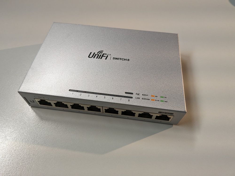 Ubiquiti US-8 POE Powered 8 Port managed switch | Kaufen auf Ricardo