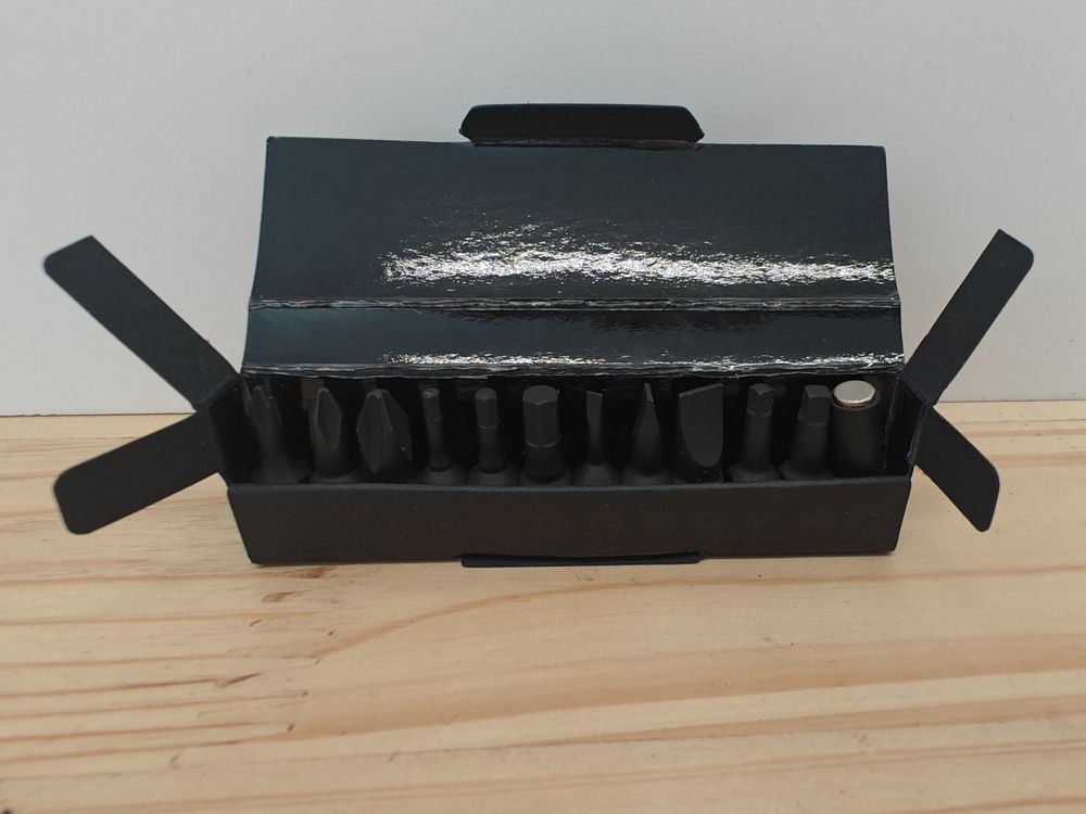 Linus Tech Tips LTT Screwdriver Bit Set, Neu & Unbenutzt | Acheter sur ...