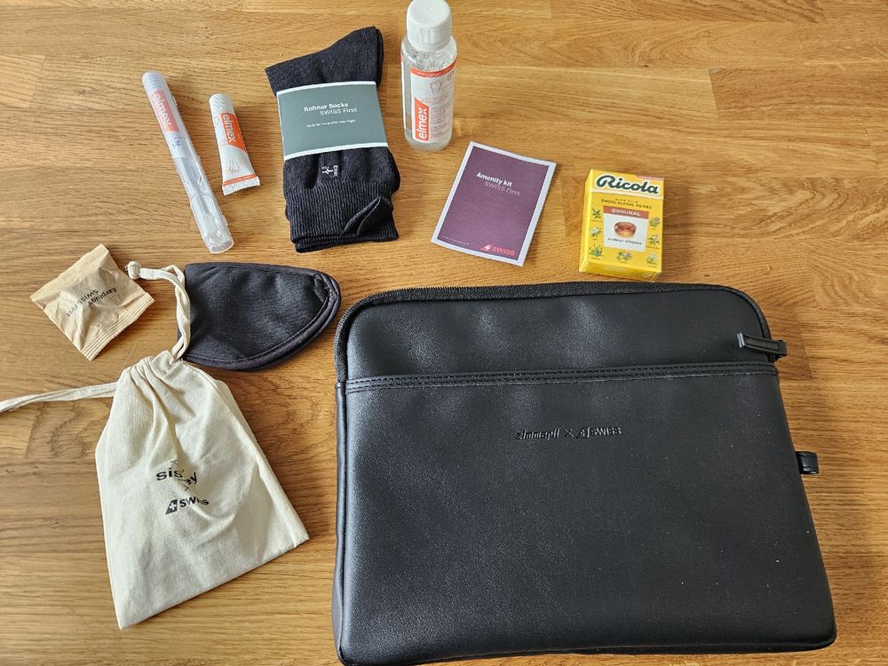 Zimmerli x SWISS First Class Amenity Kit | Kaufen auf Ricardo