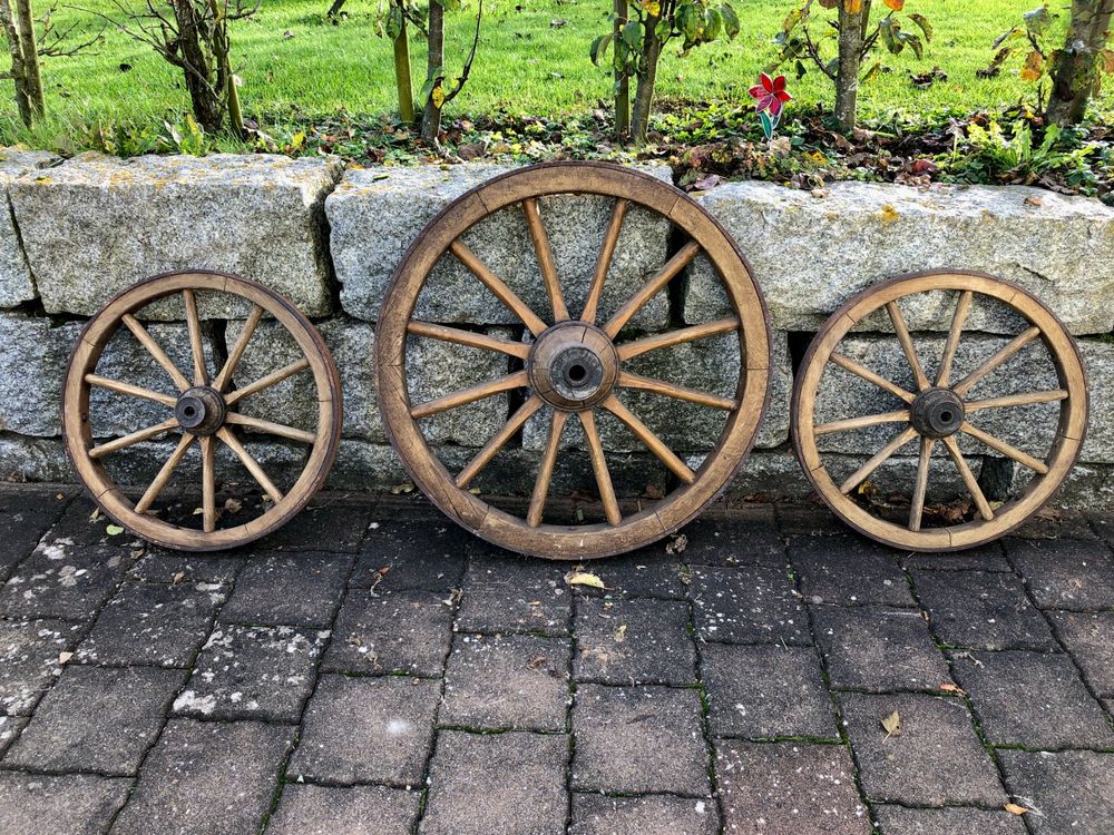 Original Holz Wagenrad: 3 Wagenräder im Set (Gebraucht) in Truttikon ...