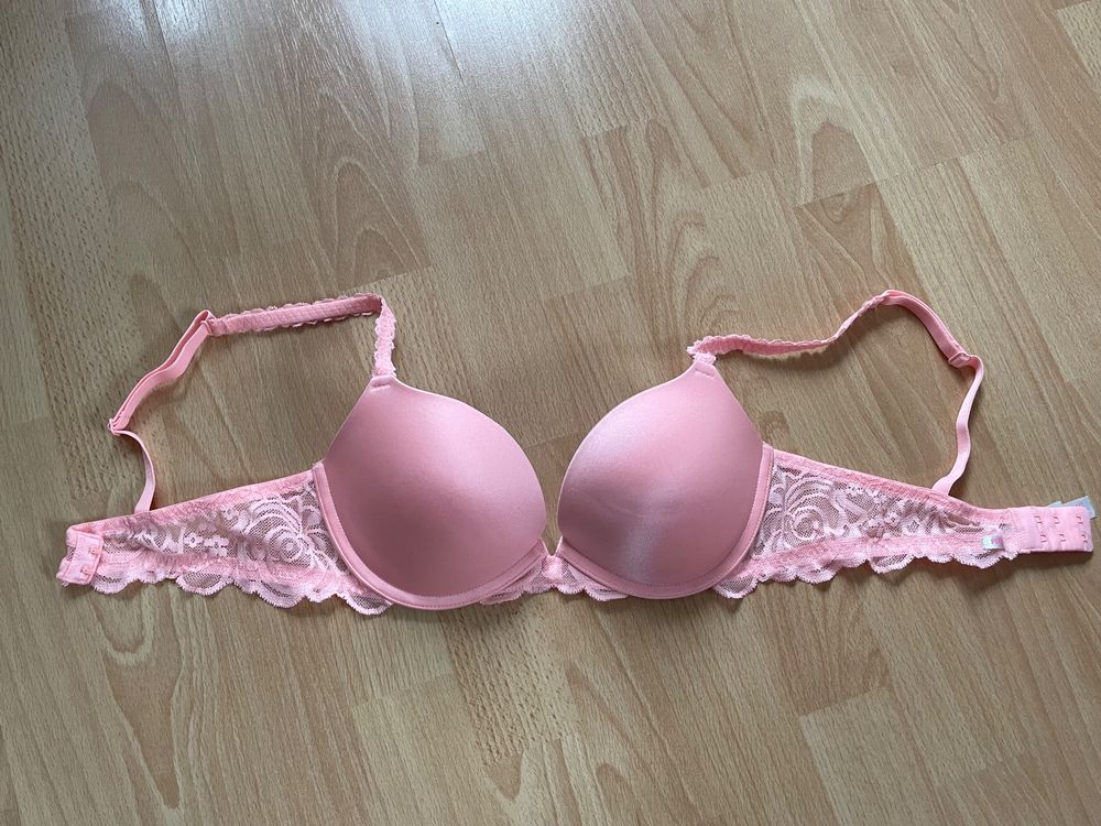 Victoria's Secret PINK BH, Grösse 34C (US), mit Spitze🌸 (Gebraucht) in ...