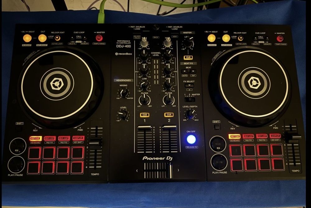 Pioneer Ddj 400 with carrying case and cables | Kaufen auf Ricardo