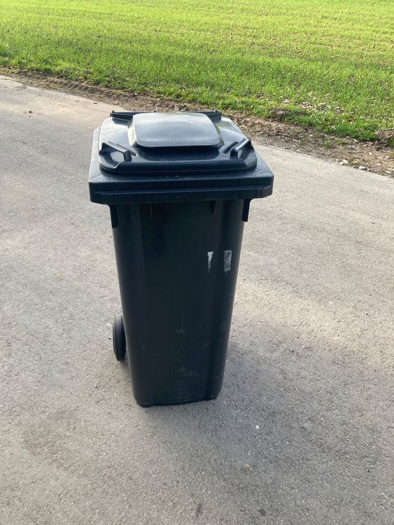 Container 140L Anthrazit (Gebraucht) in Uetliburg SG für CHF 20 – nur ...