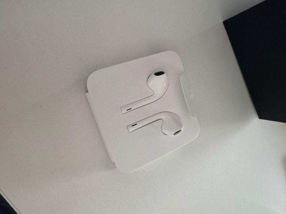 Apple Kopfhörer Lightning, fabrikneu (Neu und originalverpackt) in ...