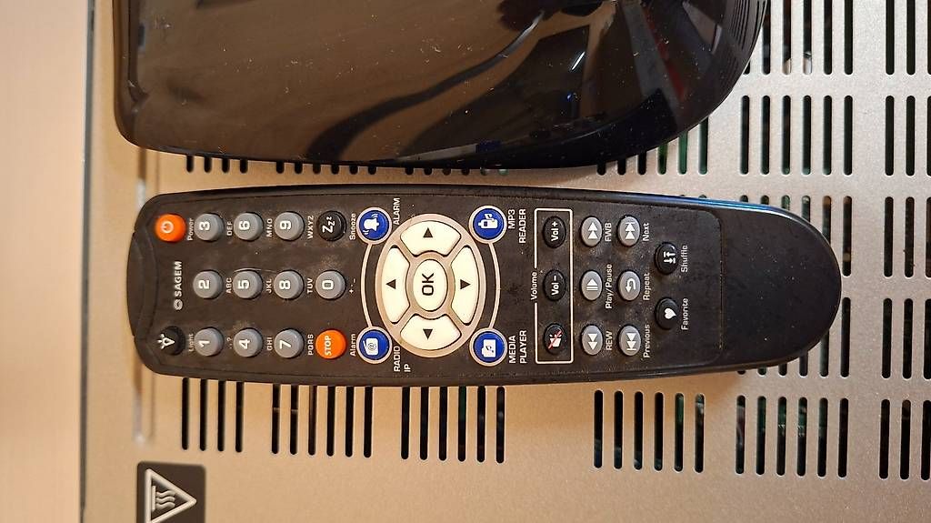Sagem My Web Tuner 500 / Internet / MP3 / UPnP (Gebraucht) in Buchs ZH ...