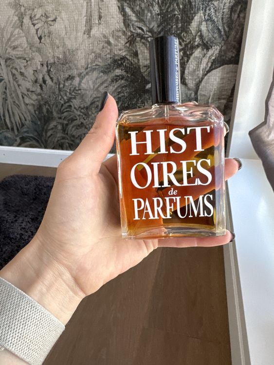 Histories de Parfums (Gebraucht) in Baar für CHF 43 – nur Abholung auf ...