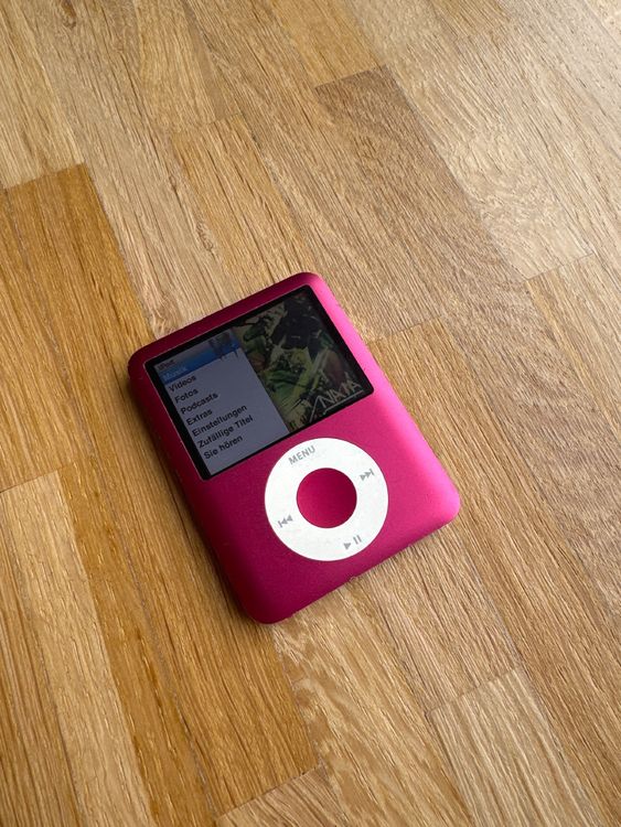 Apple iPod Nano 3 (A1236) Rot red- 8GB Special Edition 3. Ge (Gebraucht ...