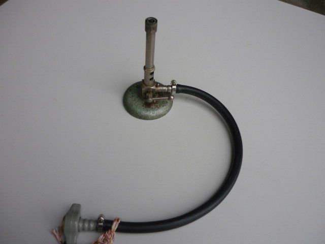 Bunsenbrenner Brenner Laborgerät Chemie Labor (Defekt) in Belp für CHF ...
