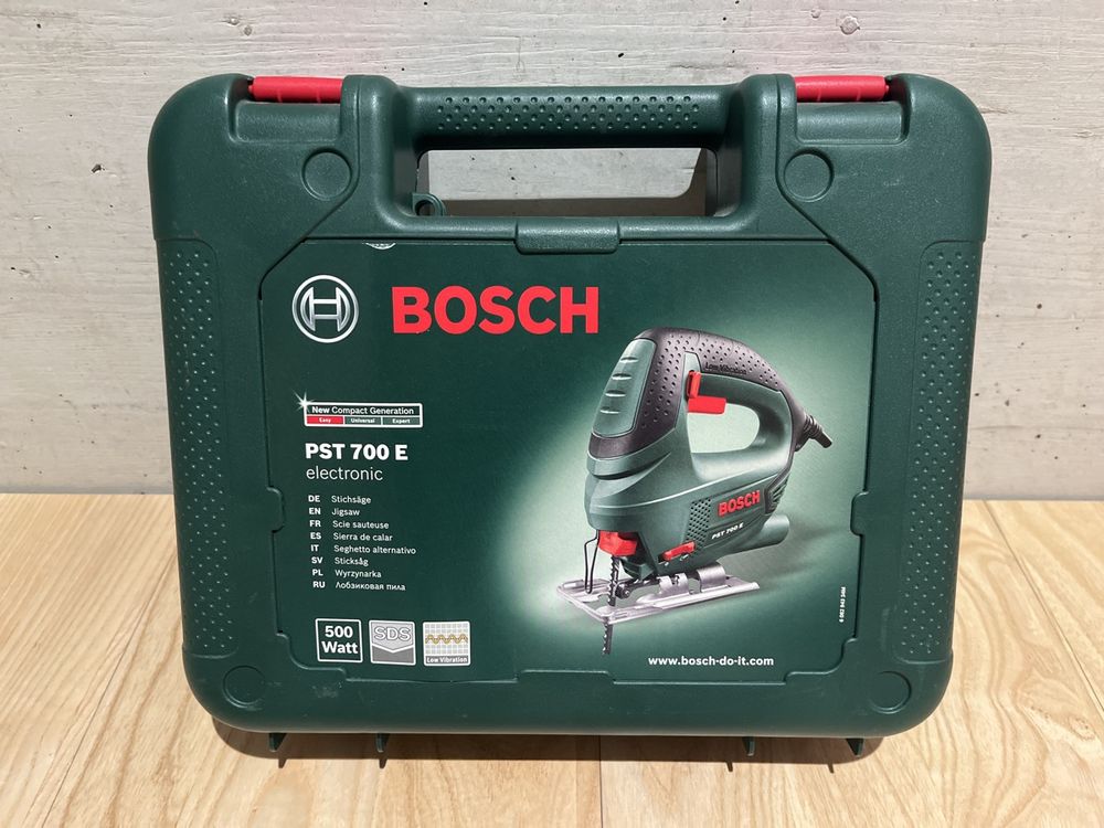 Scie sauteuse Bosch PST 700 E avec coffret (Gebraucht) in Nyon für CHF ...