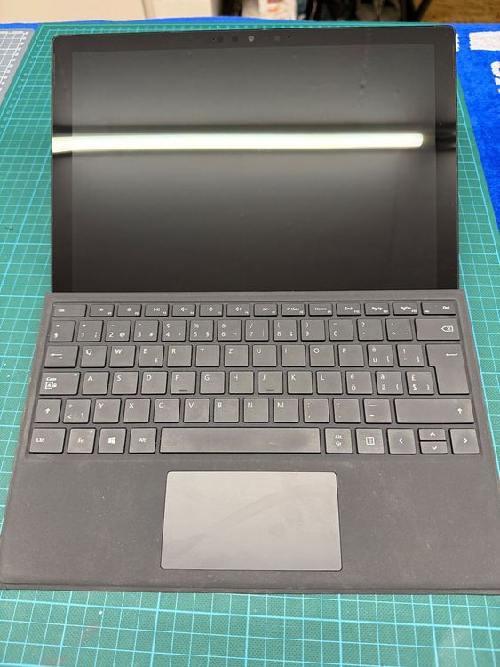 Microsoft Surface Pro 7, i7, 16GB RAM, 256GB SSD, Win11 Pro (Gebraucht ...