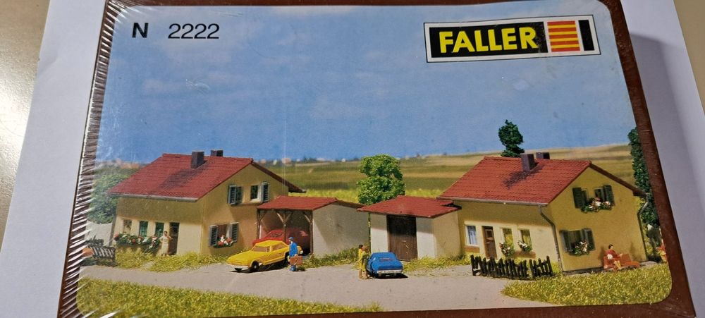 Spur N Faller N 2222 2 Einfamilienhäuser mit Garage OVP | Kaufen auf ...