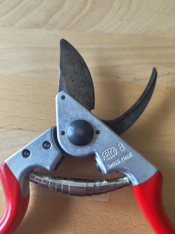 Gartenschere Felco No.8 (Gebraucht) in Männedorf für CHF 29 – mit ...