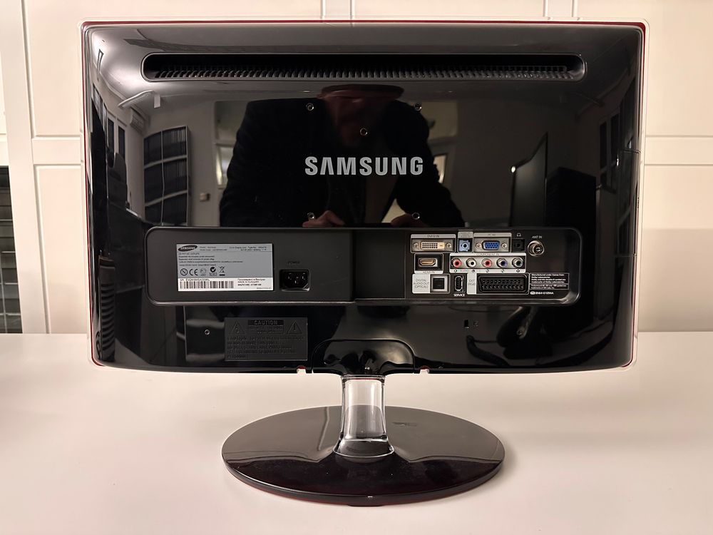 Samsung SyncMaster P2470HD, 24“ TFT Wide, TV-Tuner (Gebraucht) in ...