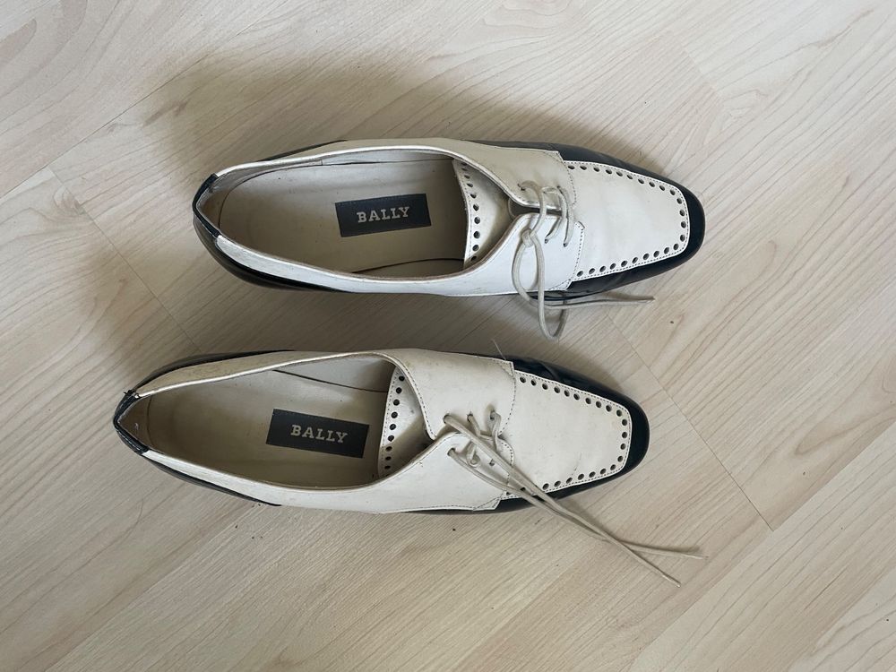 Bally Lackschuhe Gr. 4,5 (ca. 38) Vintage von 1975 (Gebraucht) in Basel für CHF 5 – mit ...