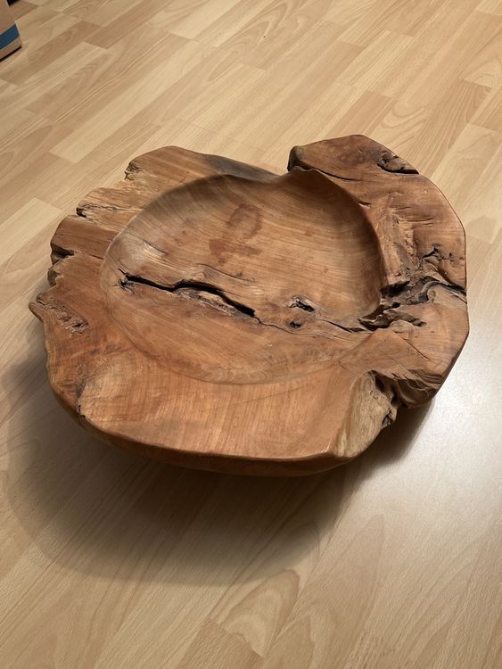 Rustikale Holzschale, Teakholz, Unikat, Handarbeit, Deko (Gebraucht) in Edlibach für CHF 6 – mit ...