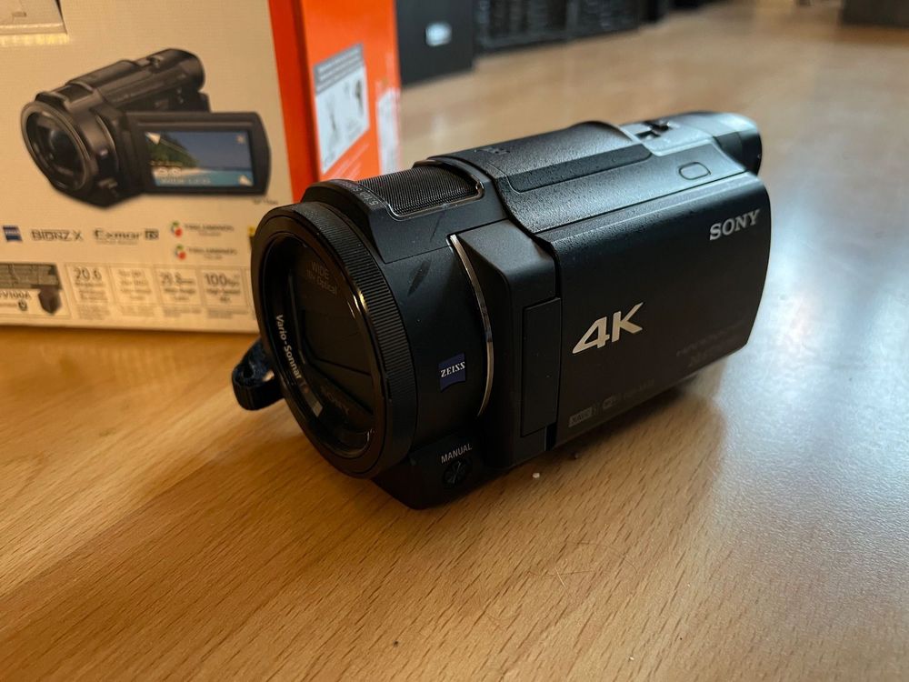 Sony AX33 4K Handycam® - 4K Camcorder - | Kaufen auf Ricardo