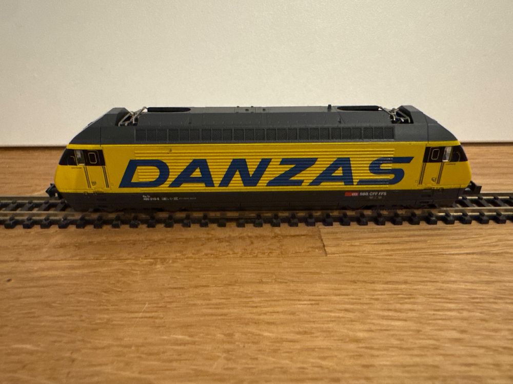 Minitrix 12688 SBB Re 460 018-5 Louis Danzas „Danzas“ (Neu (gemäss ...