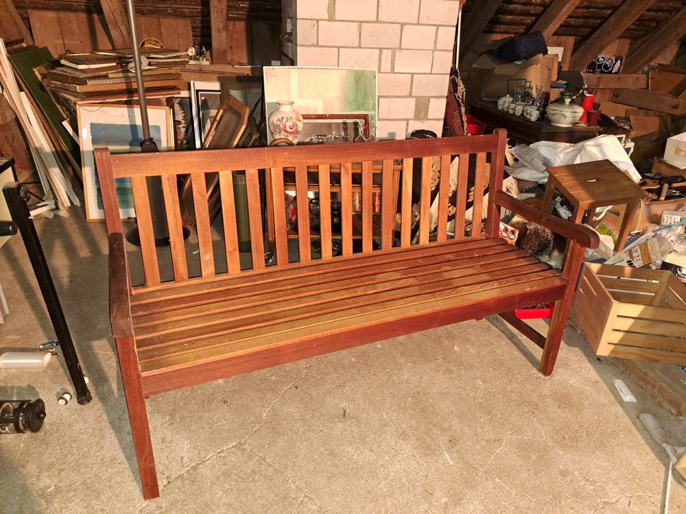 Gartenbank aus Tickholz (Gebraucht) in Buch am Irchel für CHF 55 – nur Abholung auf Ricardo kaufen