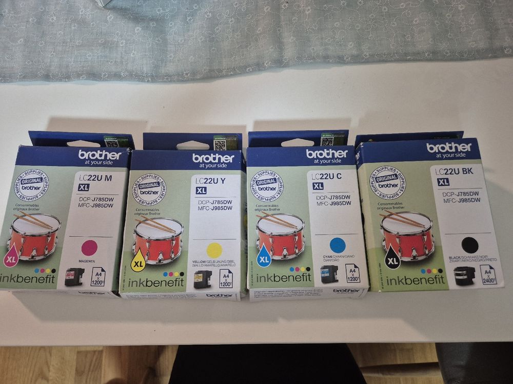 NEW Original Brother printer cartridge-all 4 colours C,Y,M,B (Neu und ...