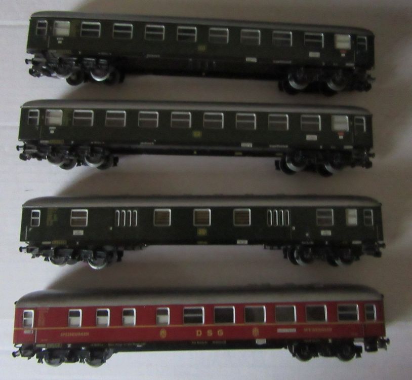 Märklin 2x Personenwagen , 1 Postwagen+ Speisewagen, Spur HO (Gebraucht ...