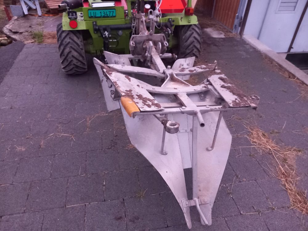 Pflug für Kleintraktor Kat 1 und Kat 2 Ab 1.--Franken | Kaufen auf Ricardo