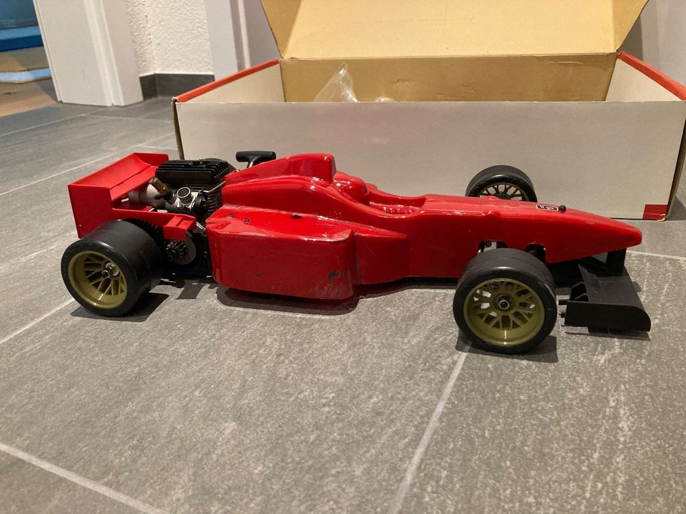 Carson Ferrari F1 Formel 1 nitro RC Auto wie Tamiya (Gebraucht) in ...