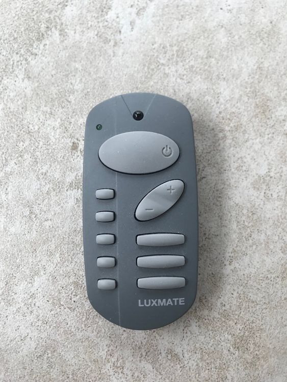 Luxmate Infrarot Fernbedienung Remote Control sehr selten (Gebraucht) in Meilen für CHF 5 – nur ...